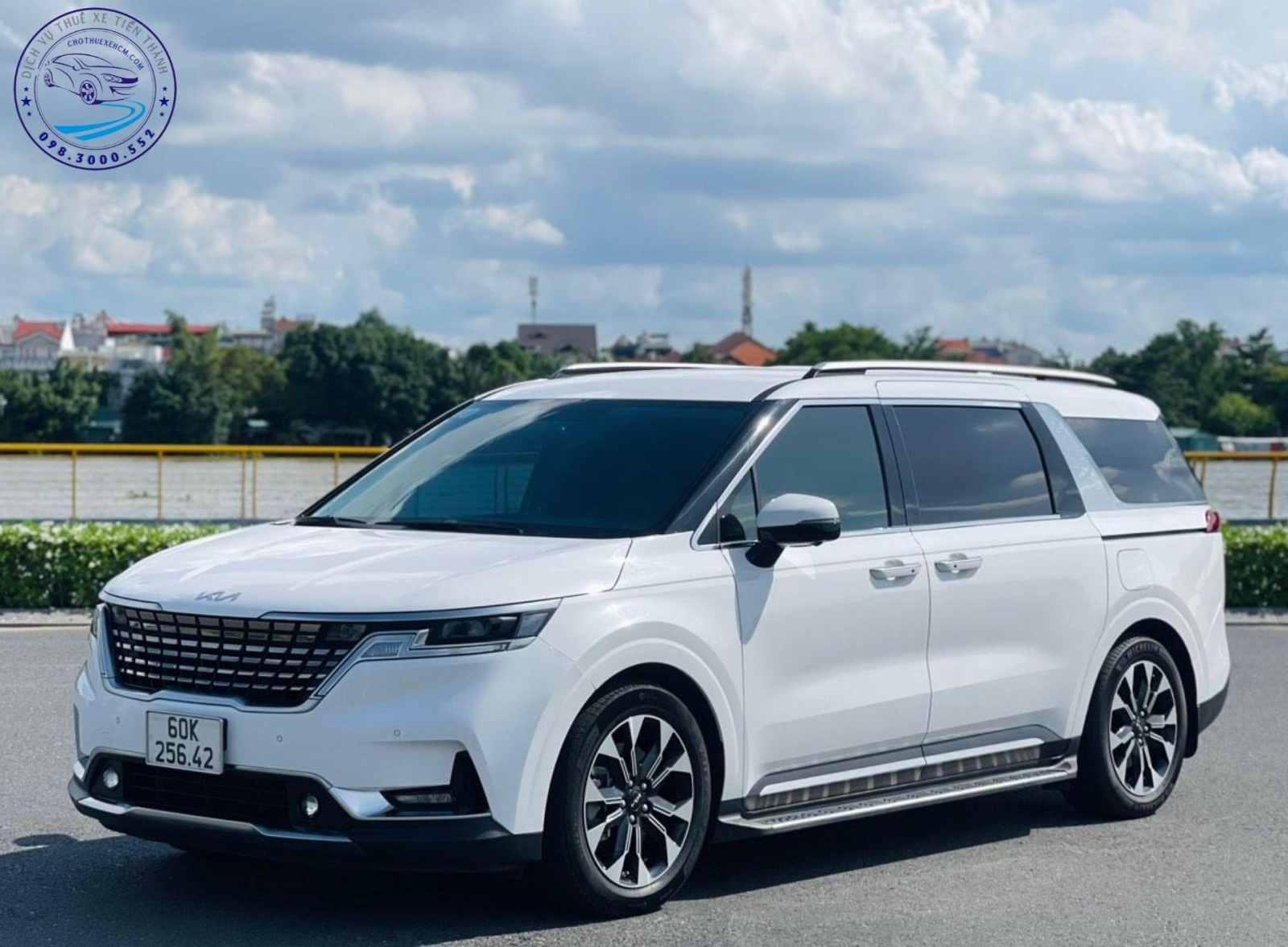 CHO THUÊ XE 7 CHỖ KIA CARNIVAL ĐƯA ĐÓN SÂN BAY TÂN SƠN NHẤT